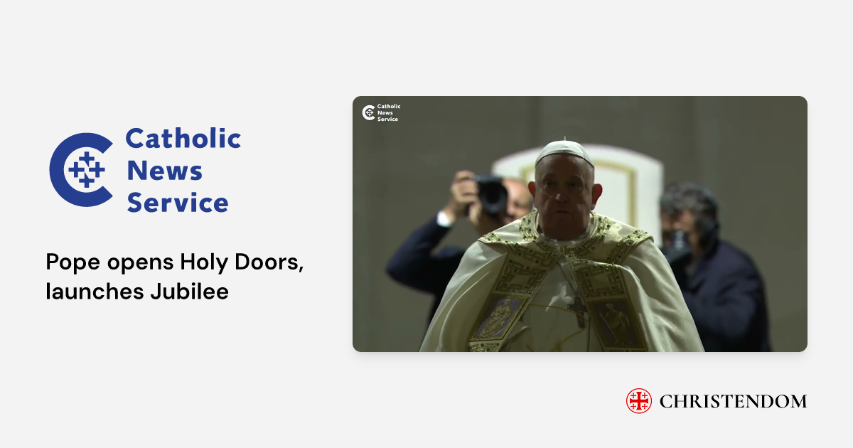 Pope opens Holy Doors, launches Jubilee - Catholic News Service ...